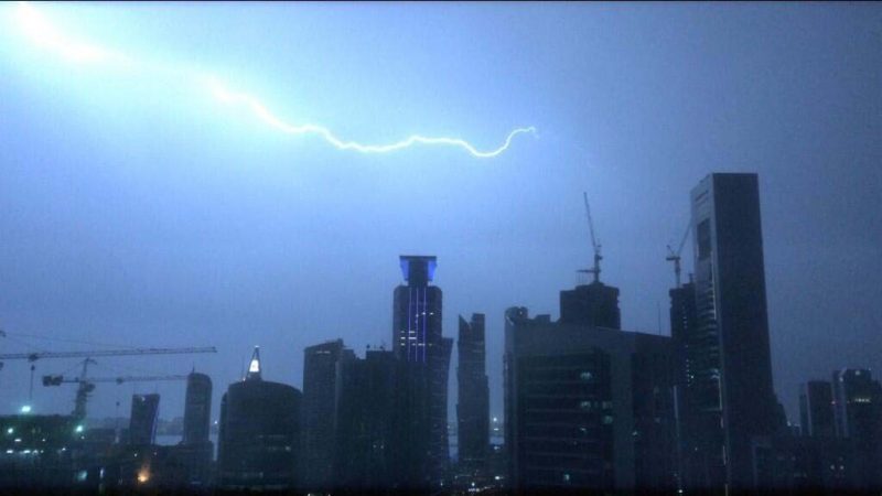 PHOTOS: Lightning storm dazzles Qatar - Doha News | Qatar