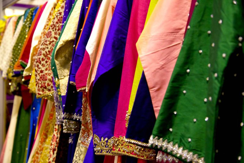 PHOTOS: Qatari fashion designers showcase Khaliji clothing at Heya ...
