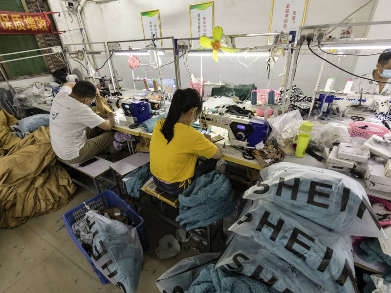Questions about labor camp safety raised after deadly Qatar fire - Doha ...